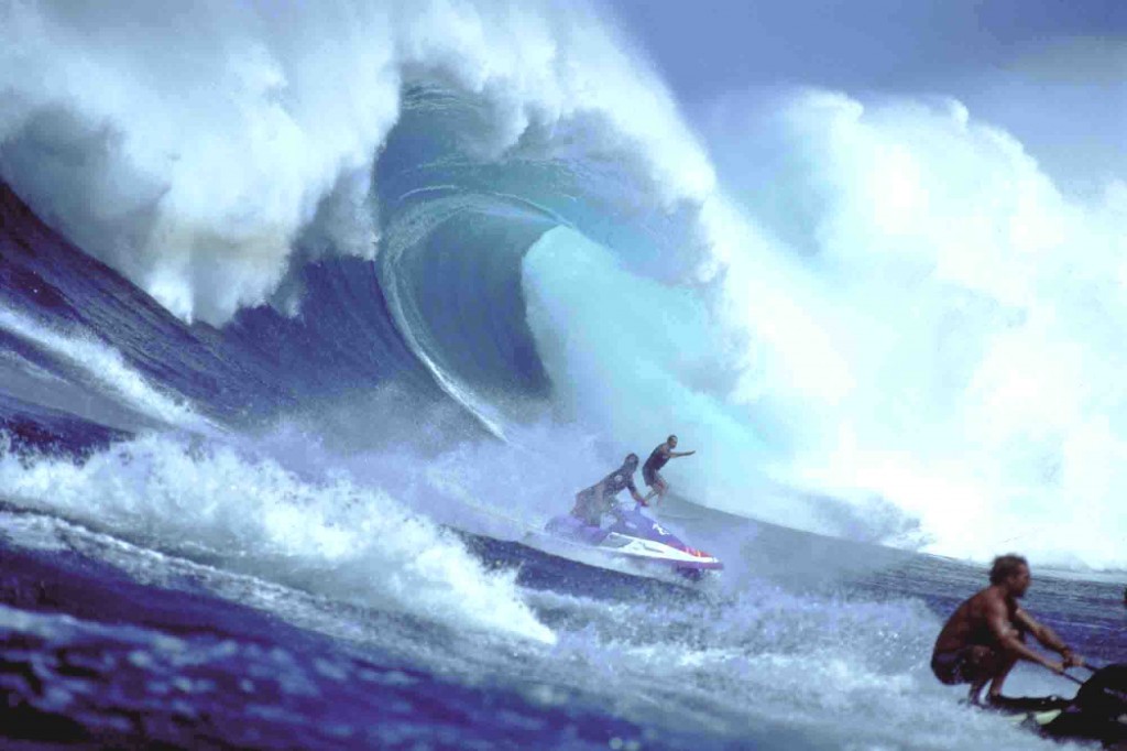 Big Wave Surfing | Aloha Surf Guide